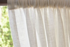 Open Weave Curtains Tutorial – the thread