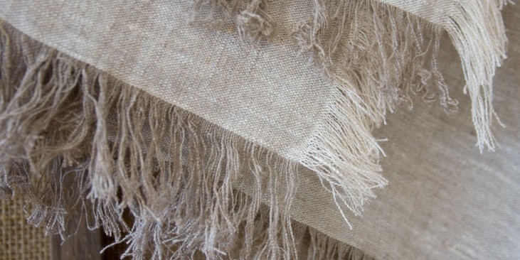 LINEN BLANKET TUTORIAL – the thread
