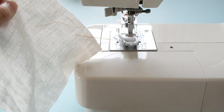 How to sew buttonholes – the thread