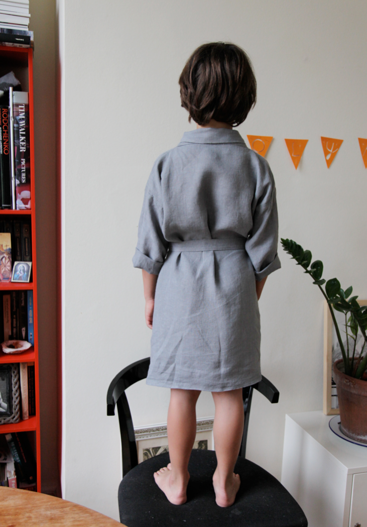 Kids Linen Bathrobe Tutorial – the thread