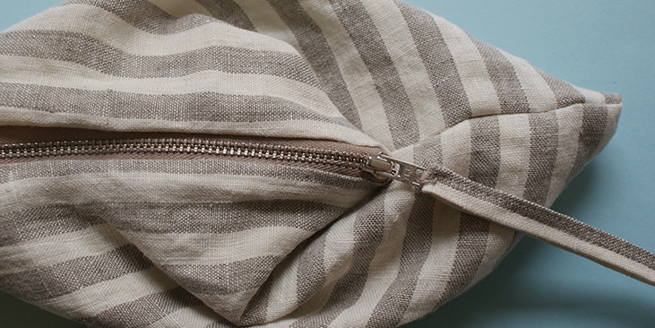 Linen Stripy Pouch Tutorial – the thread
