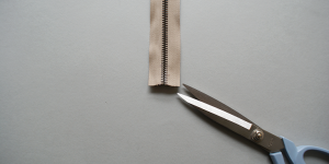 Sewing Essentials: How to adjust your own Zips – the thread
