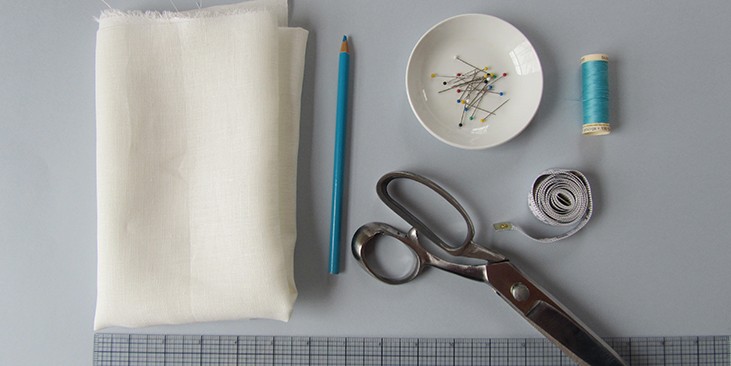 Sewing Glossary: How to Bind A Neckline Tutorial – the thread