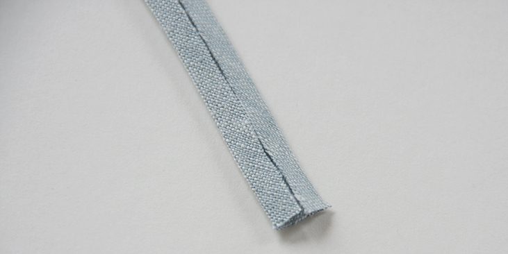 Sewing Glossary: How To Sew a Button Loop Tutorial – the thread