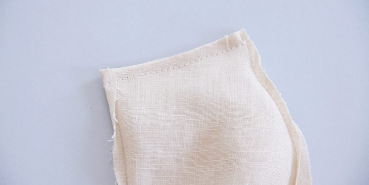 Reversible V-Neck Linen Tank Top Tutorial – the thread