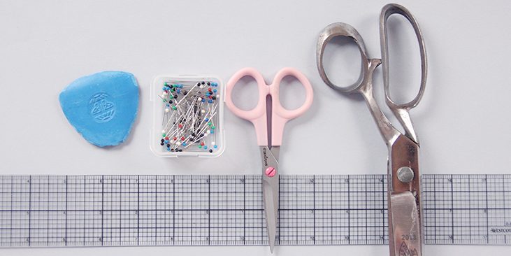 Reversible V-Neck Linen Tank Top Tutorial – the thread