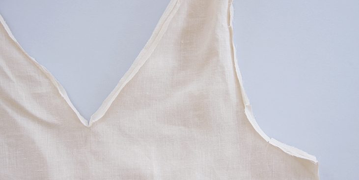 Reversible V-Neck Linen Tank Top Tutorial – the thread