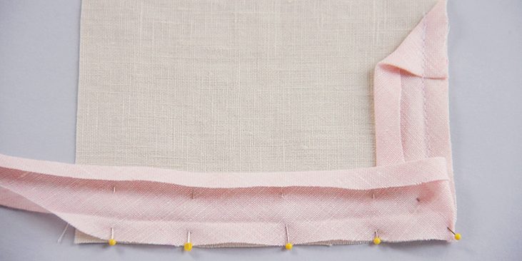 Sewing Glossary: How To Bind Mitered Corners With Bias Tape Tutorial ...