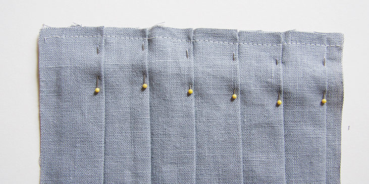 Sewing Glossary: How To Sew Knife Pleats Tutorial – the thread