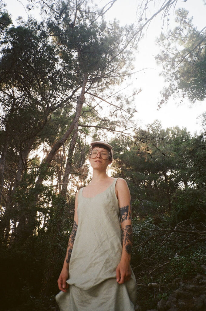 PATTERN REVIEW: Nico Dress In Midweight Linen – the thread