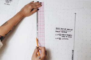 Tutorial: How to Trace Off a RTW Garment – the thread