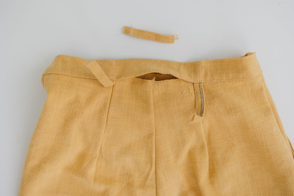 Tutorial: How To Take In (Adjust) Your Pants – the thread