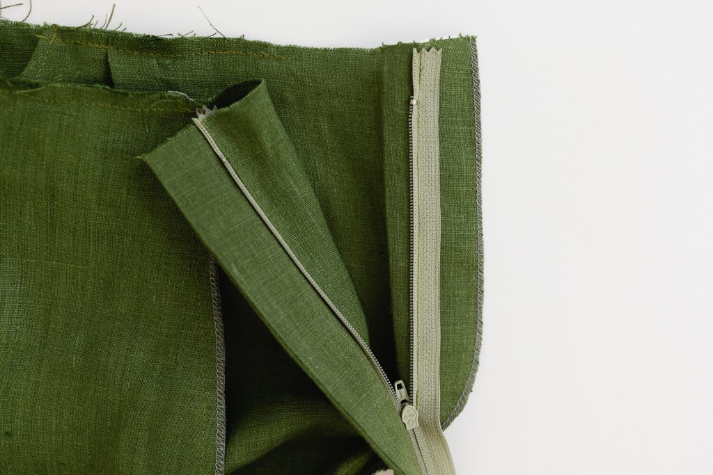 Tutorial: How to Sew the Mykonos Zipper Fly – the thread