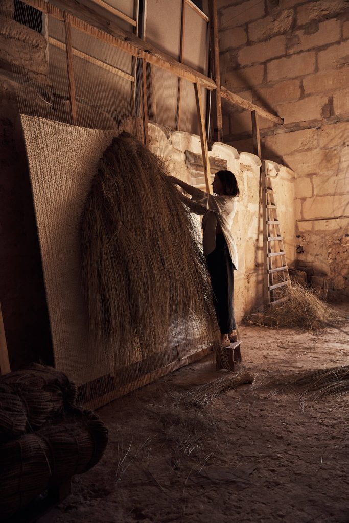 In Tune with Nature: The Textile Art of Adriana Meunié – the thread