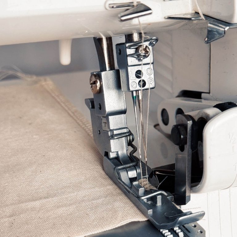 How to Thread an Overlocker (The Easy Way) – the thread